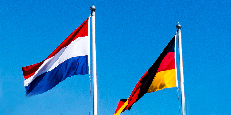 Rusya, Sovyet Savaş Mezarlığı’na yapılan saygısızlık nedeniyle Almanya ...